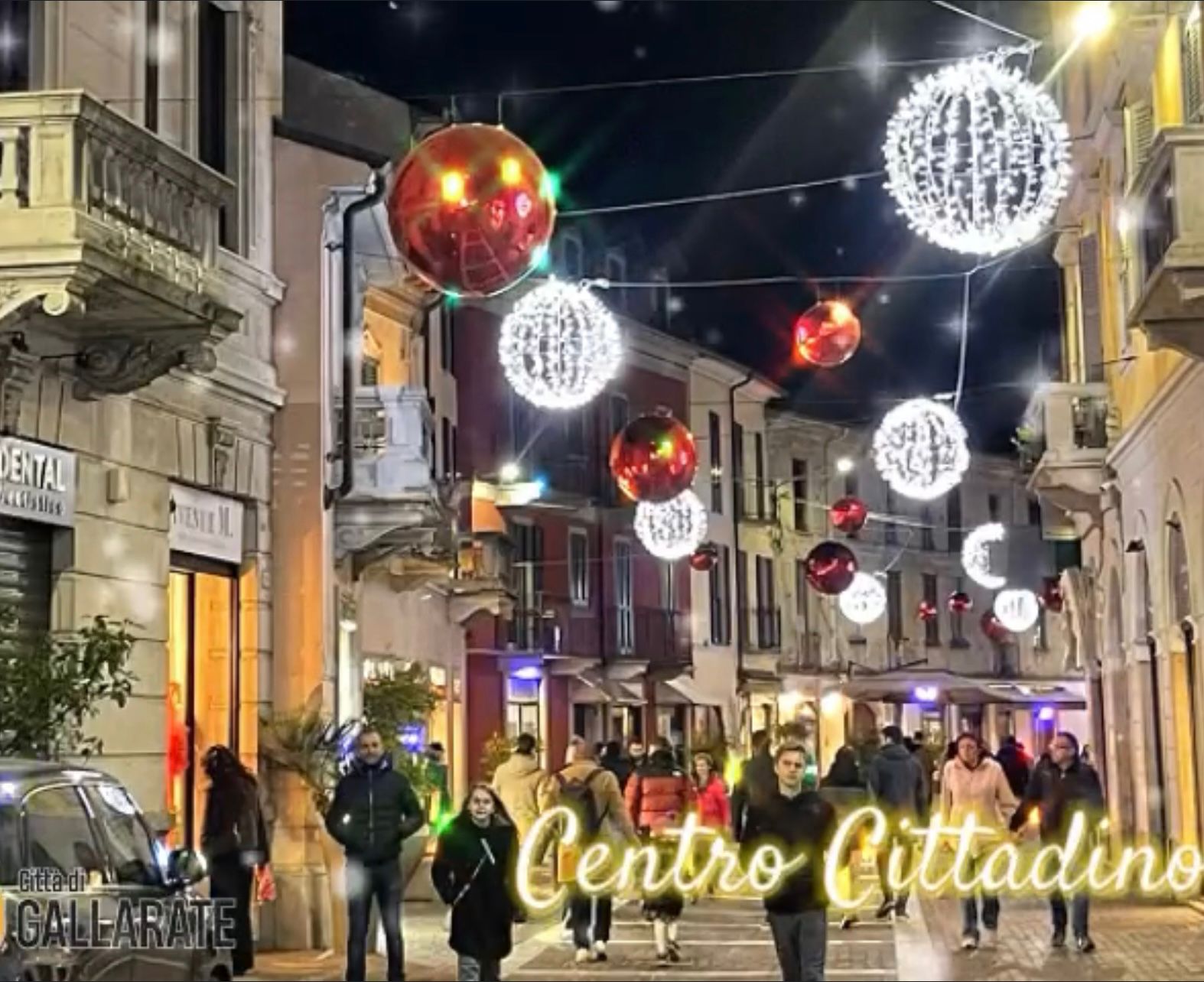 Gallarate accende le luci del Natale: una città unita nella festività ...