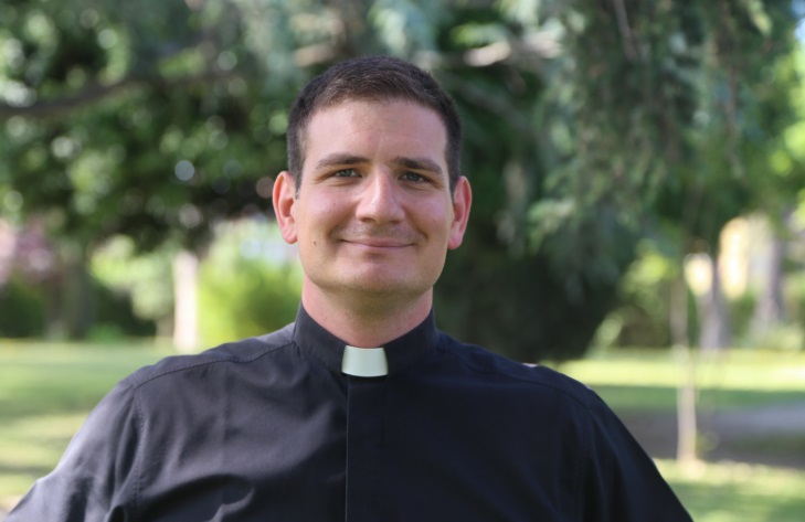 Don Ignazio Beghi di Varese nuovo sacerdote della Fraternità san Carlo ...